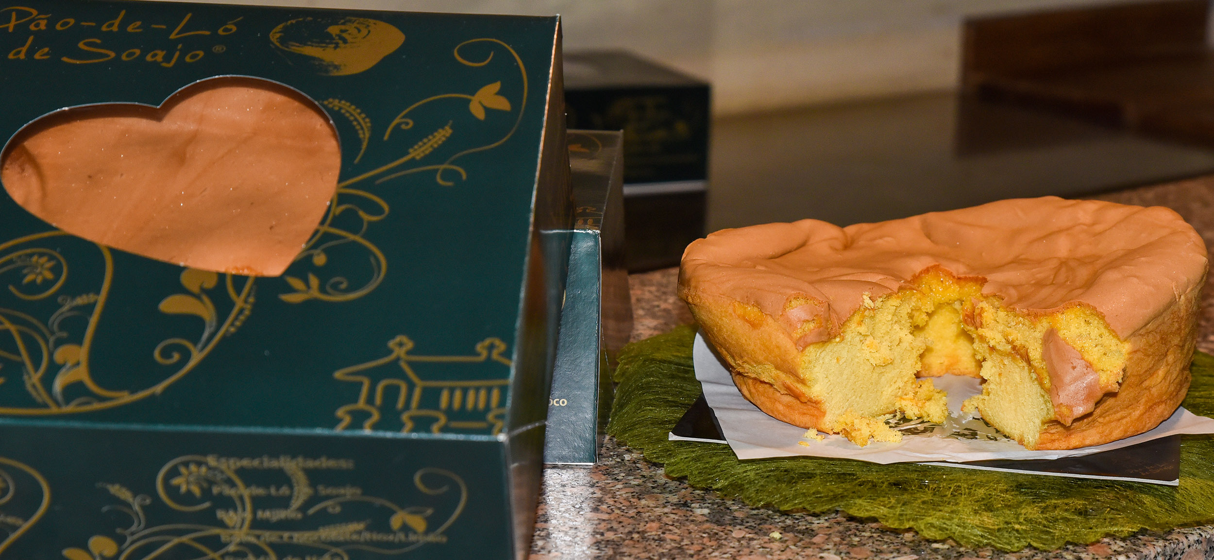 Pão de ló de Soajo para comer à mão e húmido - Andarilho